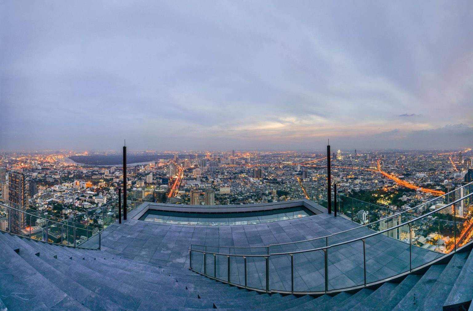 Mahanakhon Bangkok Skybar Thailand's Highest 360-Degree Observation ...
